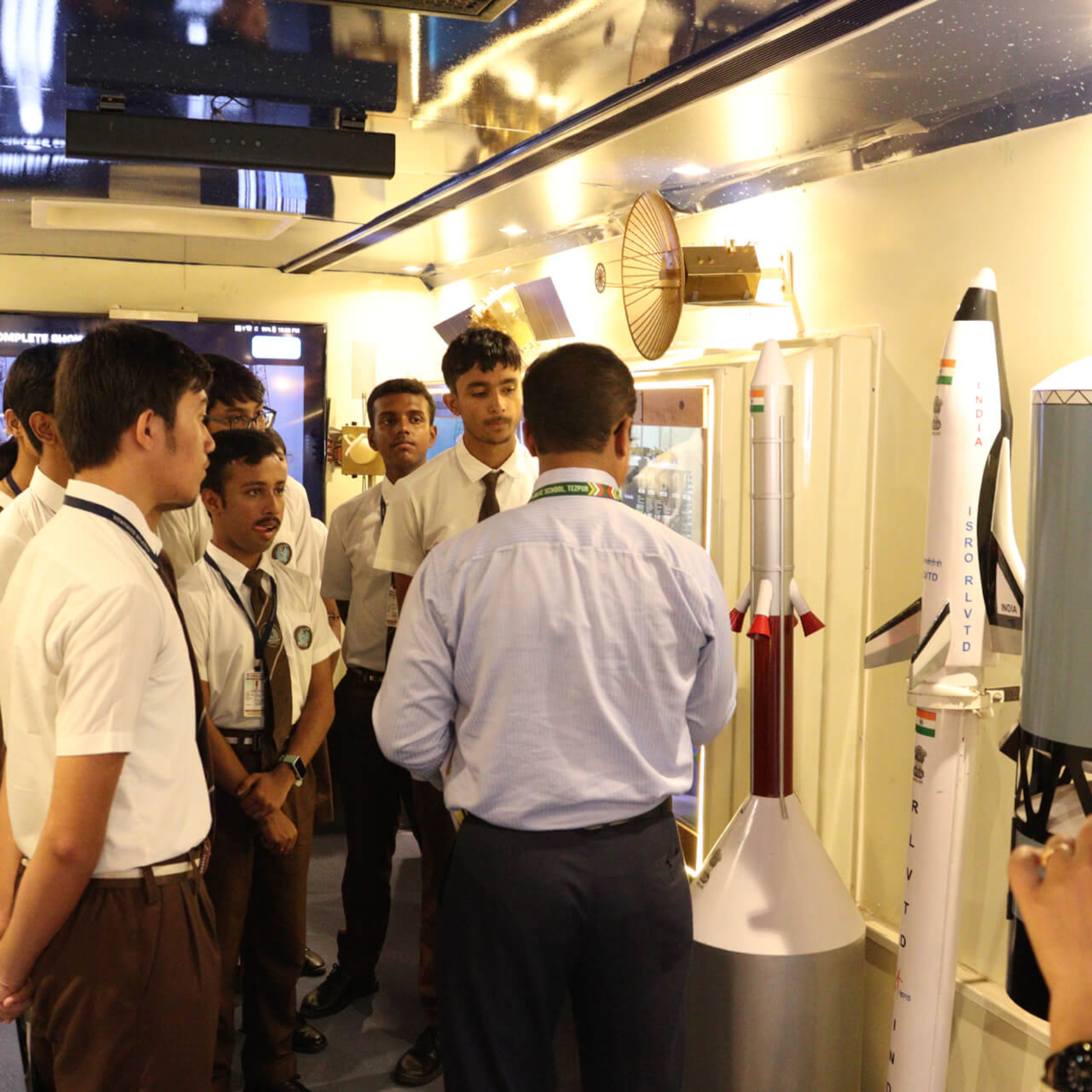 ISRO’S “SPACE ON WHEELS” – Delhi Public School Tezpur